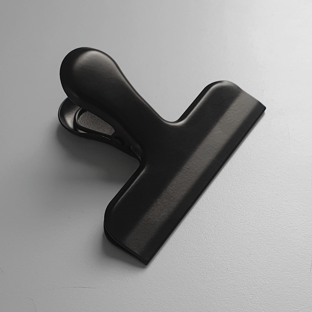 Big Black Clip - KaRiniTi